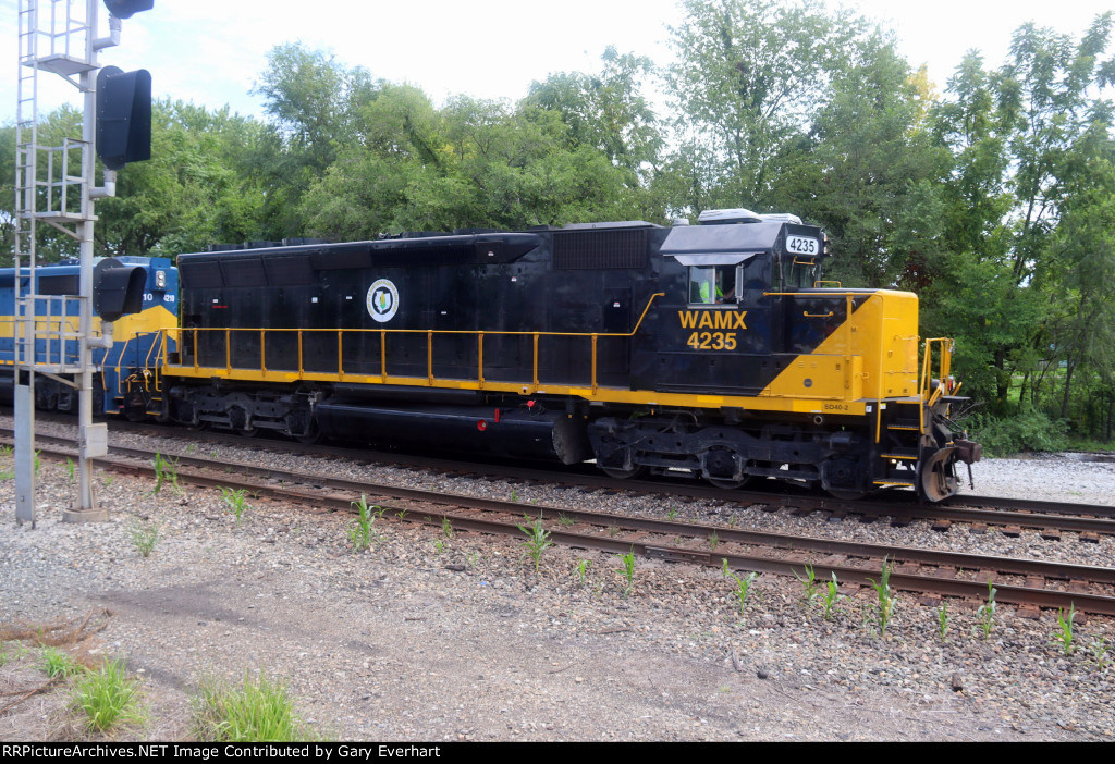 WAMX 4235 & HLCX 4210 - Decatur & Eastern Illinois